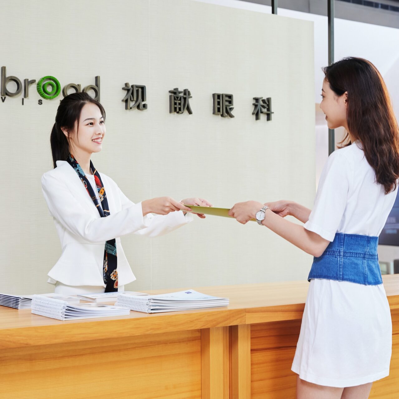 视献简介 - BROAD VISION 视献眼科